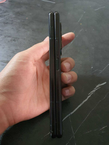 Samsung Galaxy Z Fold 3 + 5G,   8/256 gb