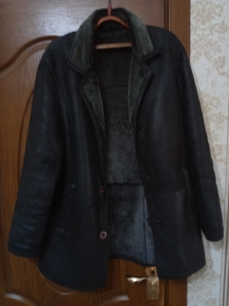 Продам натуральную дублёнку.