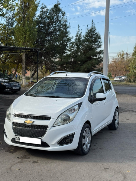 Spark 4-Evro A/t sotiladi