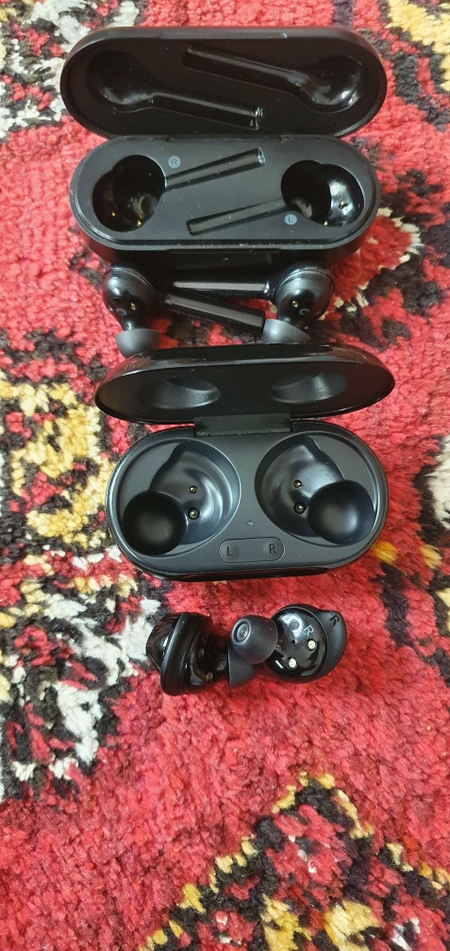 Наушник безправадной samsung buds+ хувавел  фре оргинал 100%