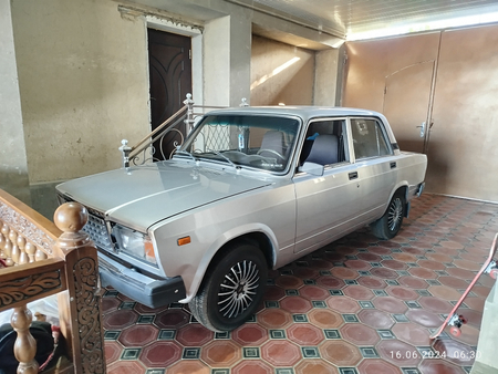 Lada 2107 naqdga