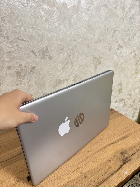 HP 15-dw3033dx / i3-1115G4 / 8GB / SSD 256GB