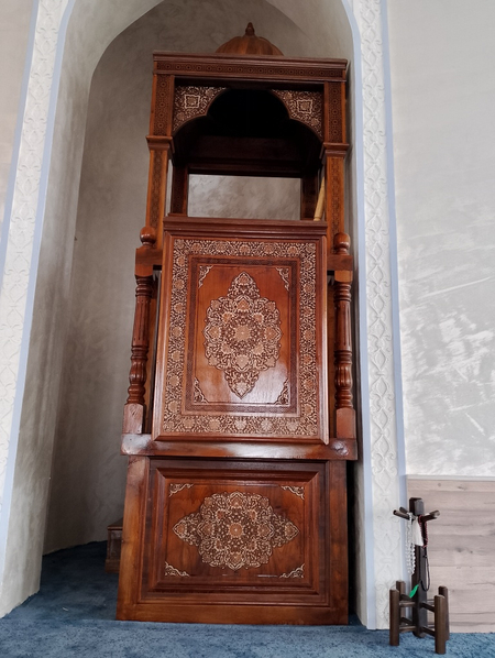 Minbar
Масжидлар учун