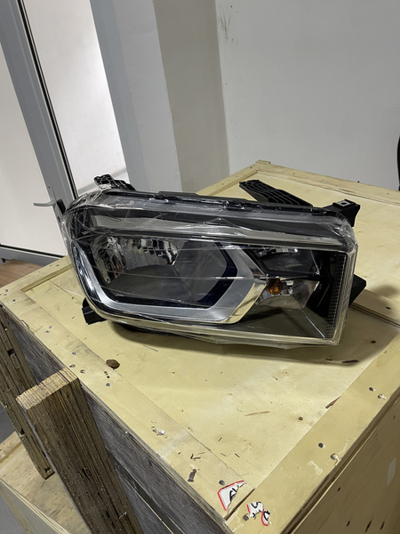 Передняя фара для Maxus T60