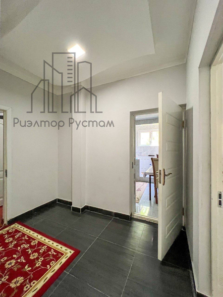 Продам 5/4/6 Ю. Раджаби ТЦ . Next
