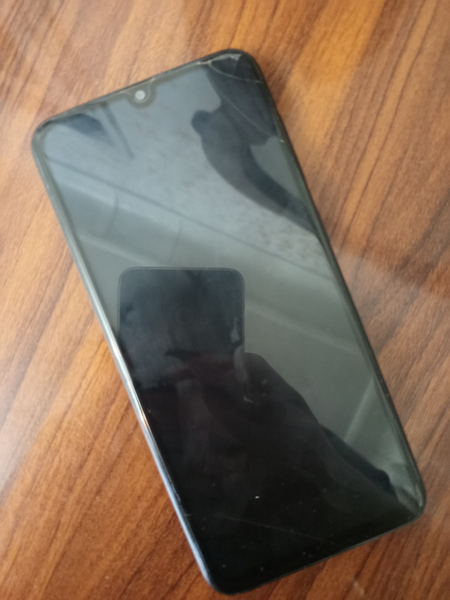 Телефон сотилади Galaxy A20