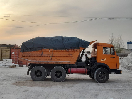 Kamaz samasval  sotiladi
