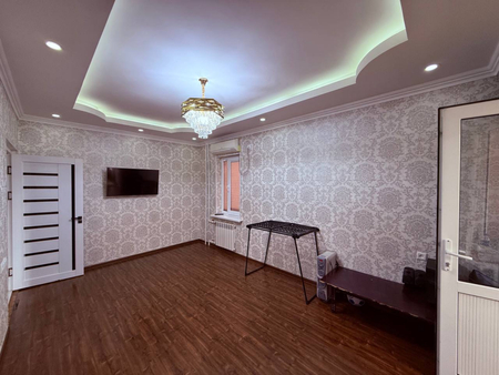 Срочно продаётся Юнусабад 19кв 2-3/3/5