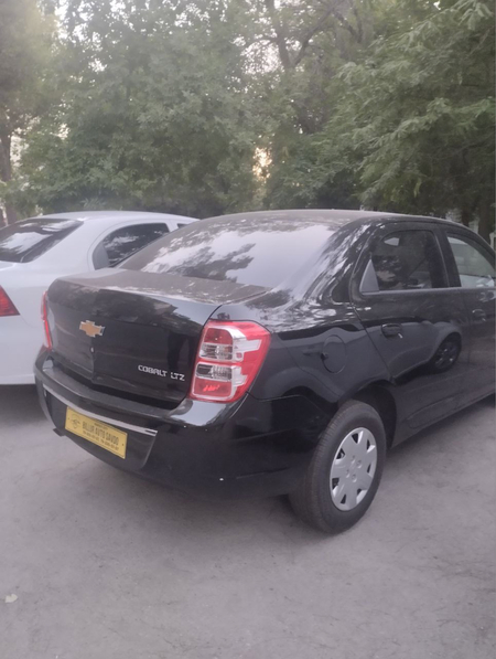 Автомобил Кобалт