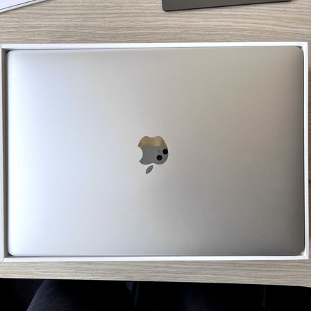 Macbook air M1 2020