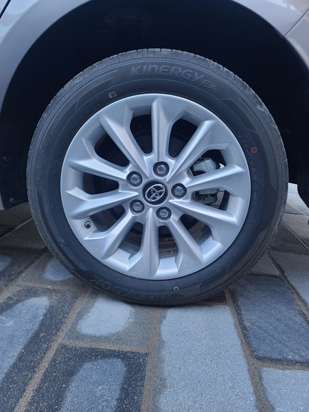 Tayota carolla srochni 21000