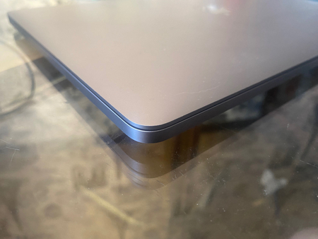 Macbook pro 2019 i5 8gb 128gb