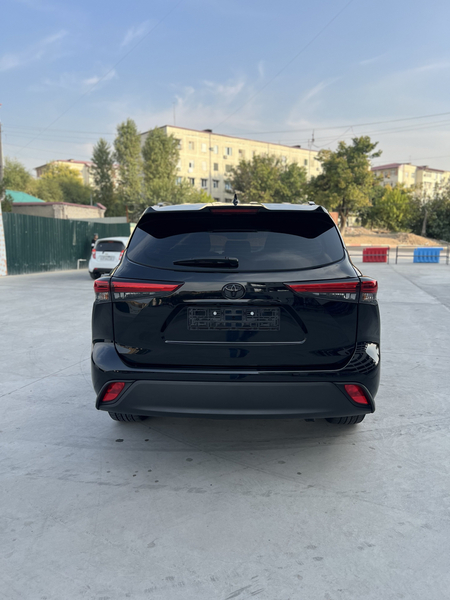Toyota higlander hybrid 2023
