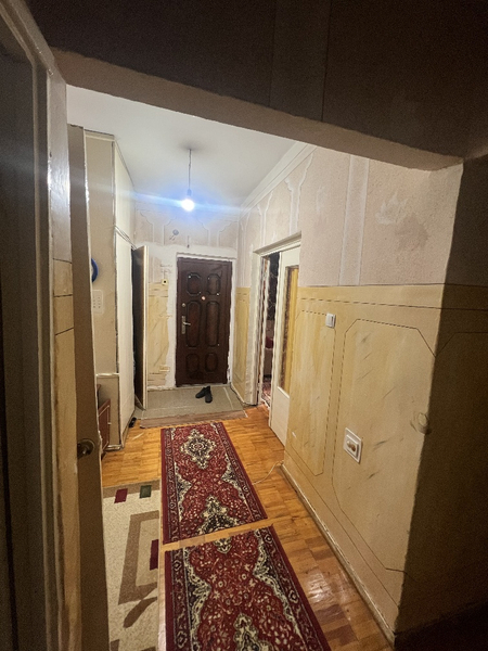 Продаётся срочно 4 х комнатный юнус абад 19 кв