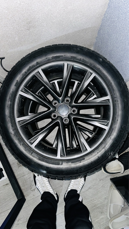 Lexus diska R18 balon