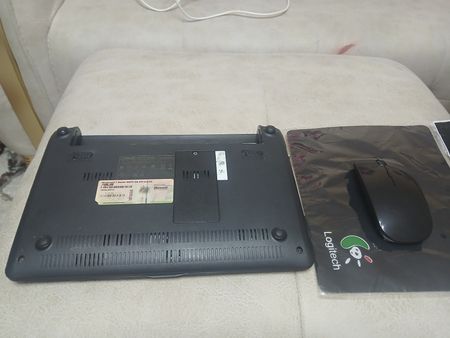 Assalom alekum netbuk sotiladi asus 1/160gb