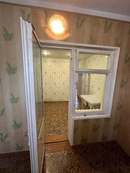 Срочно 2 комнатная Кадышева