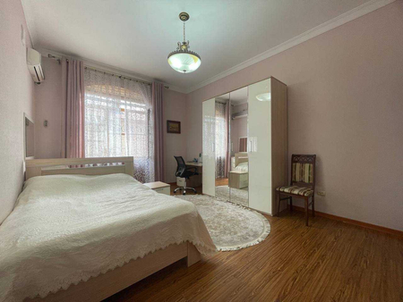 Продаётся дом 5,7 сот. в Яккасарайском районе J2127