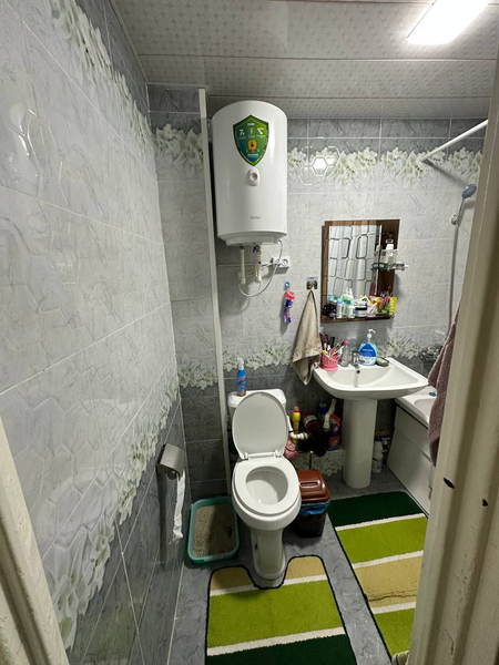 Продаётся 2х комн квартира, переделанная в 3х