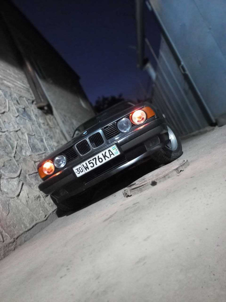 BMW E34 !  В хорошем состояние . Не дорого !