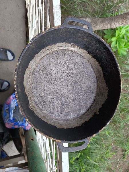 Продаëтся сковородка