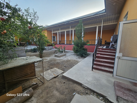 Xovli Uy sotiladi ermozor masjid oldida