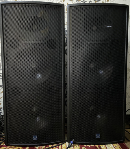 Turbosound калонка
