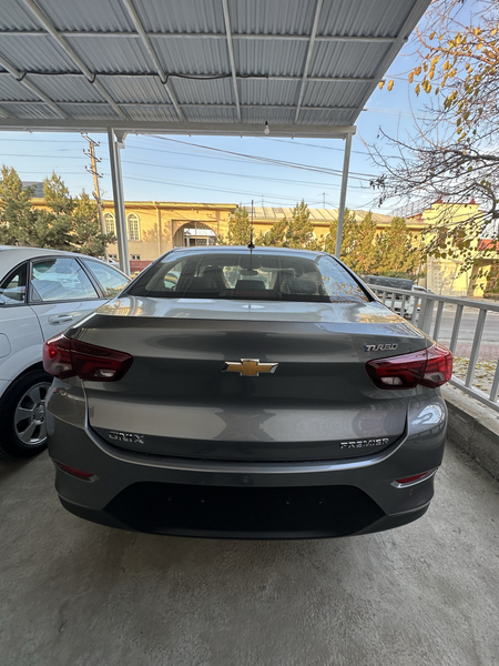 Onix premier turbo