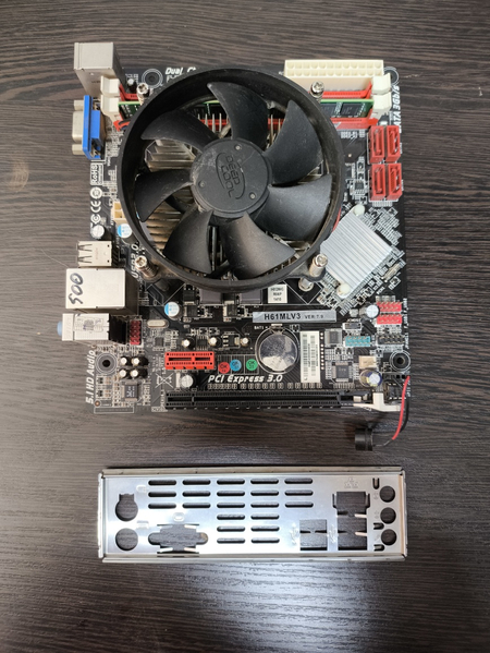 Biostar H61+i5 2400+8Gb