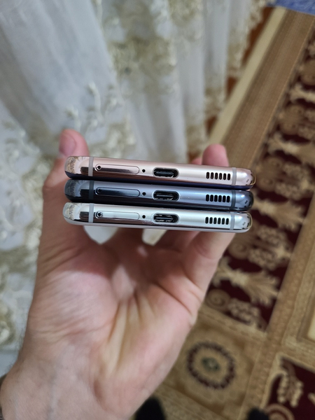 Срочно Samsung S10 plus 5G 256gb телефон отличном состоянии