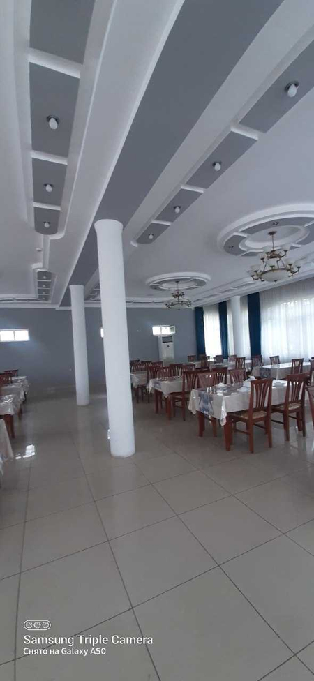 Продаётся кафе Бухоро в центре Кибрая