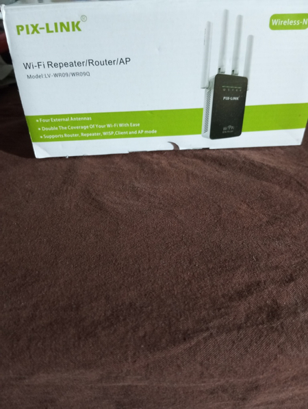 Продаю роутар Repeater