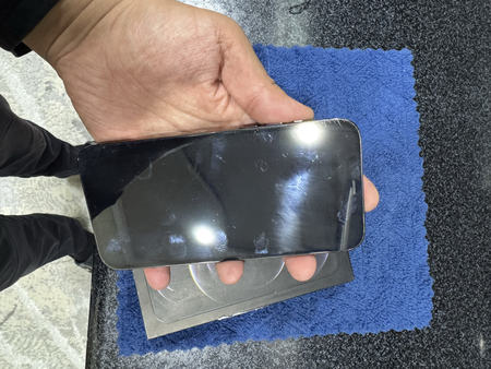 iphonr 12 pro max pamit 128g karopka dak bor oqip tel qlila faqat