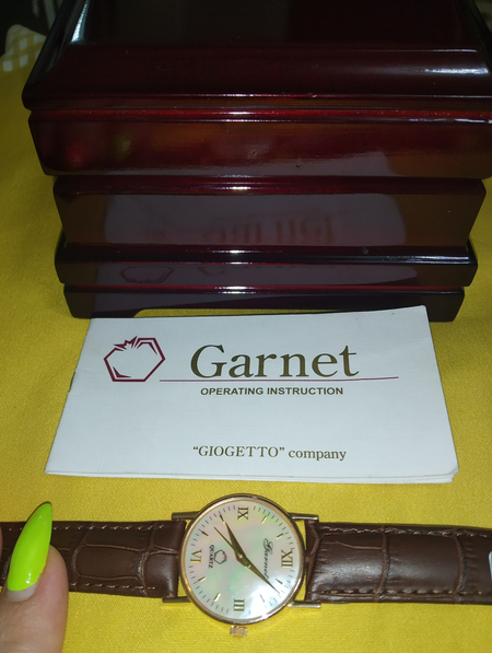 Золото Часы золотые  GARNET классика Швейцария 585