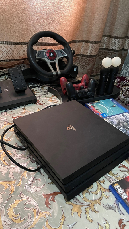 Playstation 4 Pro 1 TB