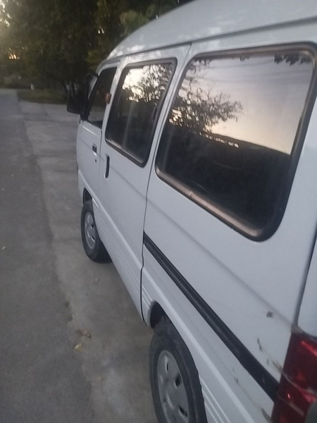 Damas sotiladi mexnatkash moshina