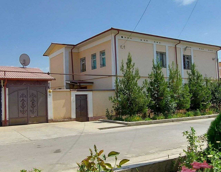 Аренда котедж 3 ком 4оток Фуд Сити базар.  Гулзор махалла