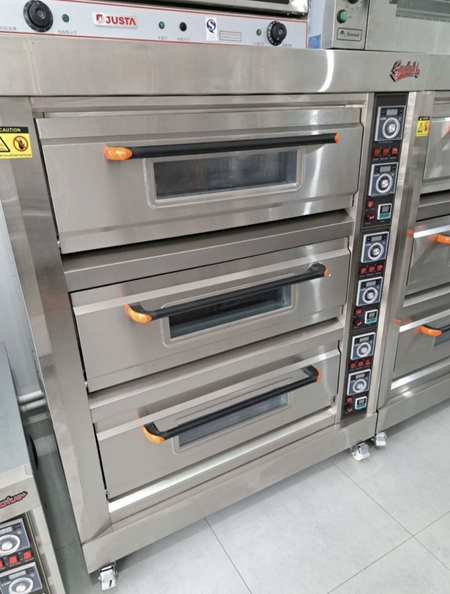 Electronic pechka 3 etaj 9 patnosli 108 non ketadi xitoy mahsuloti