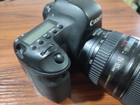 Canon 6D sotiladi, xizmatga tayyor! Jizzax