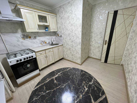 Ч-23 Кuрпuч 2/2/5 бaлкoн 1,5/3 Орuентuр Школа 44