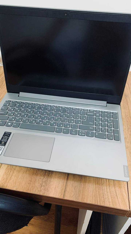 Srochno Lenovo Core i5 11-avlod 512Gb operativka 8GB sotiladi.