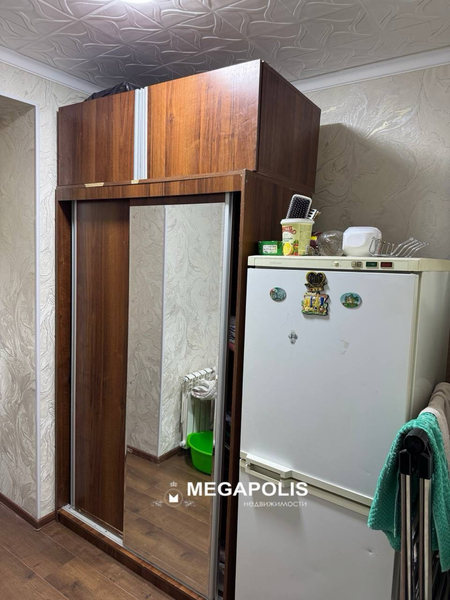 * Балкон 2/6 кирпич 1в2/3/5 квартира 42 кв.м.