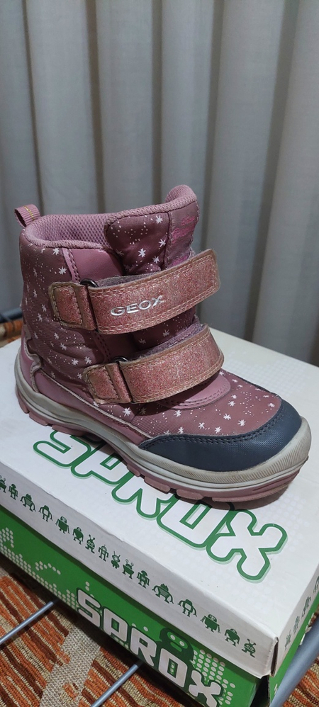 Сапожки детские королевские   Geox  р 26