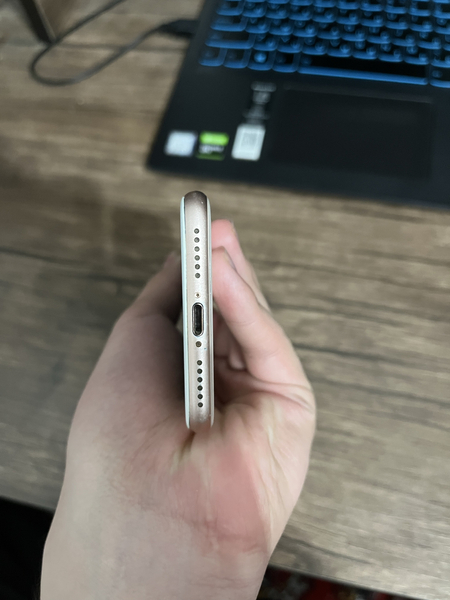 iPhone 8 64gb narxi kelishiladi