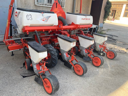 Продаётся сеялка planter 3m kuhn