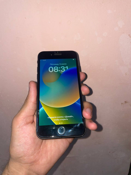 Iphone 8 xolati ideal ochilmagan