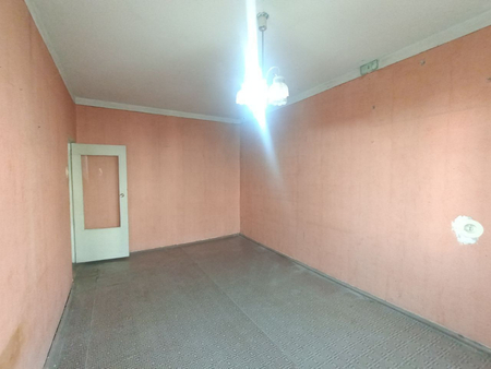 Юнусабад 15, 3/3/5 балкон 2*6, 70кв.м без ремонта  линия метро