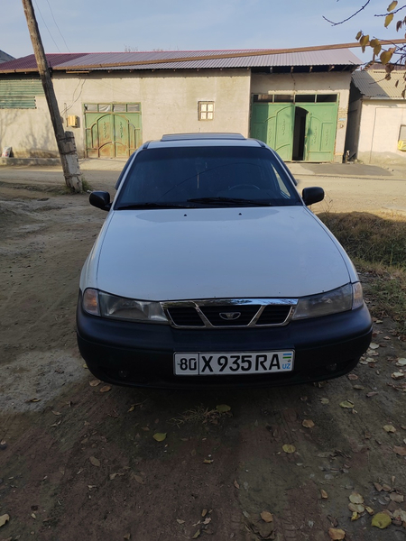 2006 yil narxi 3800 yurgani 300 000.