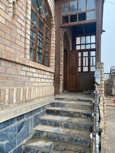 Продаётся большой участок в городе Термез