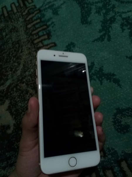 Iphone 8 plus 64gb ideal